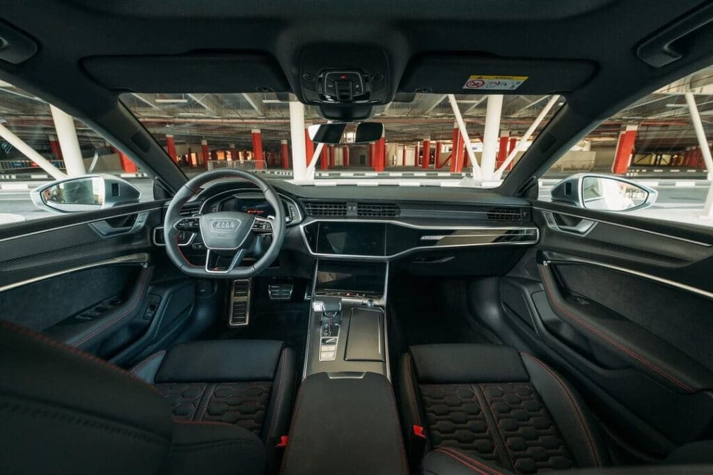 Audi RS7 (White) 2023 - Fastlane